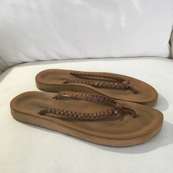 Minnetonka | Shoes | Minnetonka Hallie Braided Strap Flip Flop | Poshmark